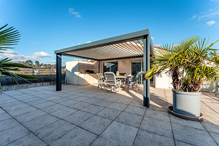 Appartement à vendre - Tassin-la-Demi-Lune, LHorloge - 5 pièces - 3 chambres