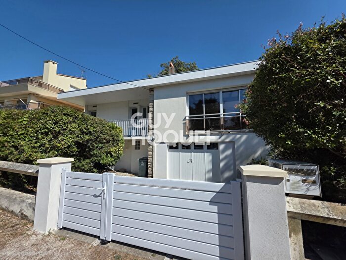 Maison 4 pièces à Saint-Georges-de-Didonne, Vallières, à vendre