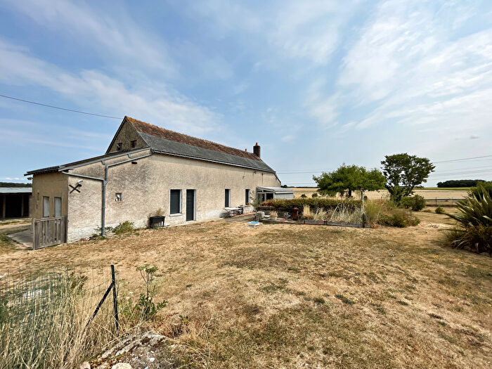 Saint-Christophe-sur-le-Nais : Maison 3 pièces à vendre