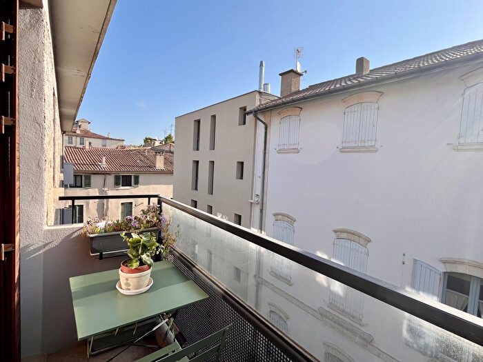 Appartement 3 pièces à vendre à Nîmes, Placette
