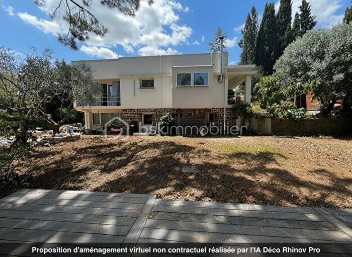 Maison 4 pièces à Tourrettes, à vendre