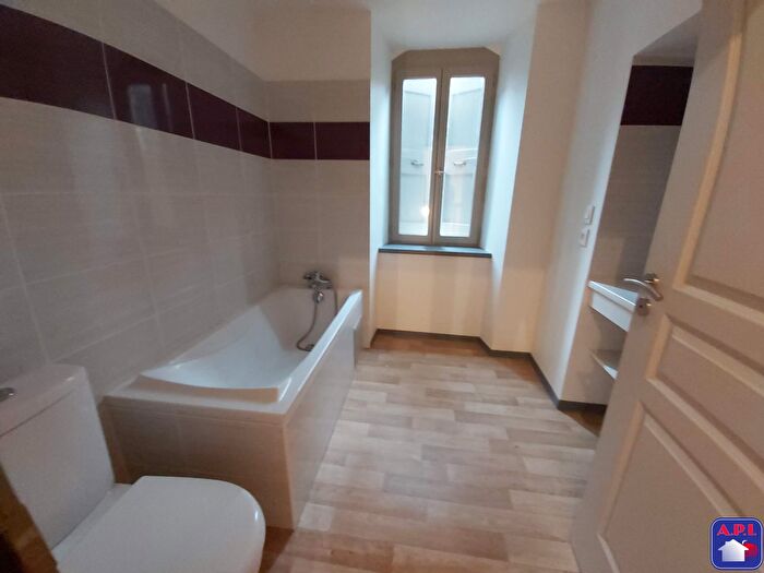 Maisons à vendre et appartements à louer - 3