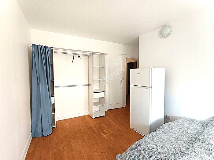 Appartement à louer - Marcouville, Pontoise - 1 pièce