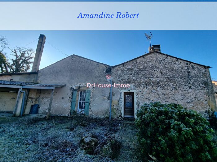 Maison à vendre - Faux - 8 pièces - 4 chambres