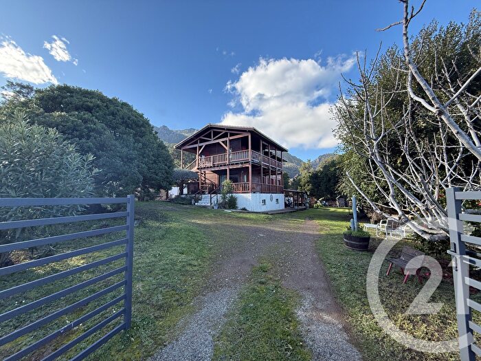 Maison à vendre - Santa-Maria-Poggio - 5 pièces - 4 chambres