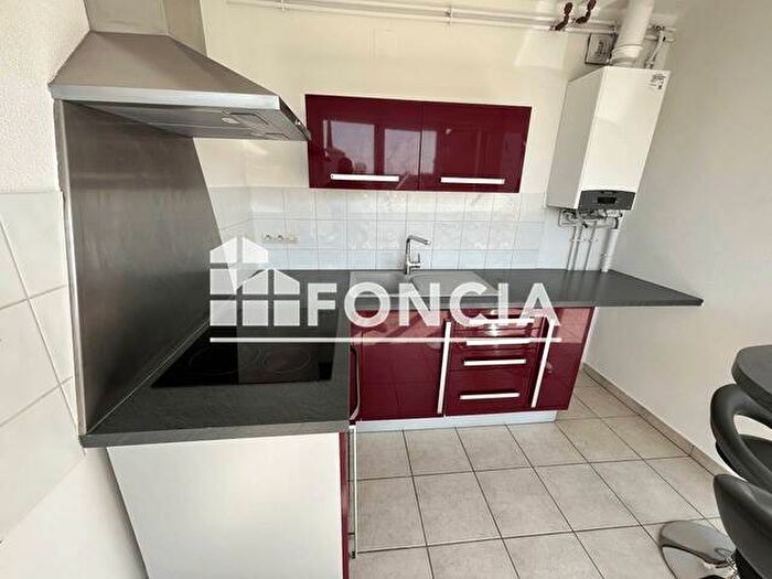 Appartement à louer - Saint Pierre, Thionville - 2 pièces - 1 chambre