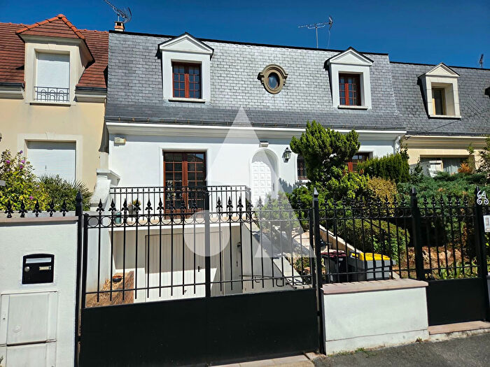 Maison 8 pièces à vendre à Ormesson-sur-Marne