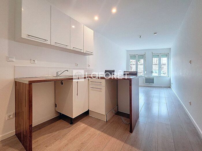 Appartement à louer - Cerisaie, Elbeuf - 1 pièce