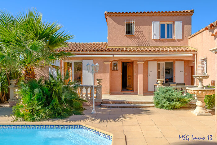 Maison à vendre - Marseille e , Saint-Mitre - 5 pièces - 4 chambres