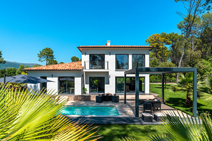 Maison à vendre - Fréjus - 4 pièces - 3 chambres