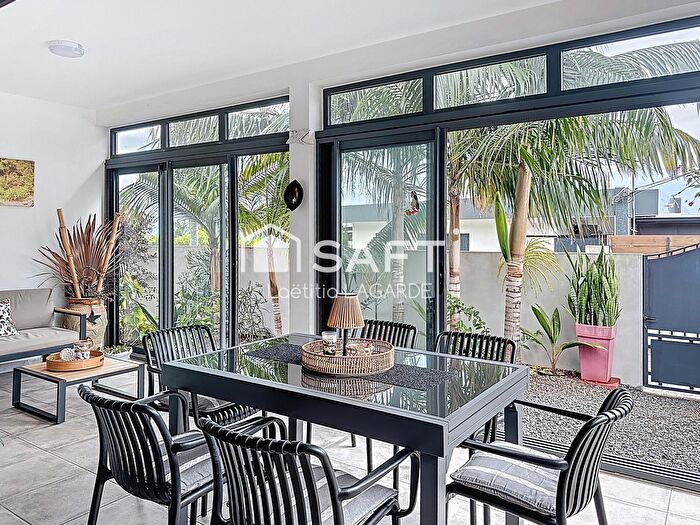 Maison à vendre - Petite-Île, Centre-ville, Piton du Calvaire - 5 pièces - 3 chambres