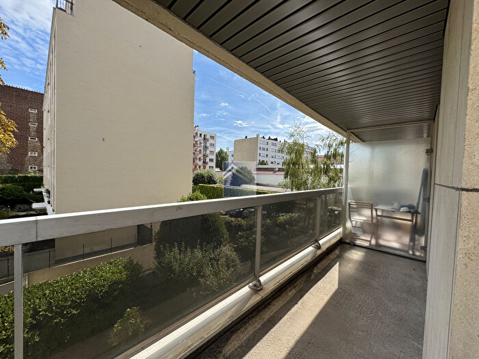 Appartement 2 pièces à vendre à Courbevoie, Bécon