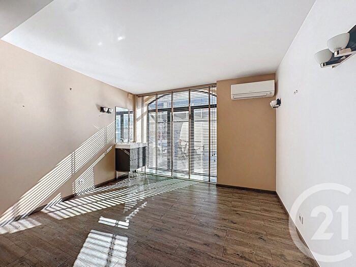 Appartement à louer - Bordeaux, Capucins, Saint-Michel - 1 pièce