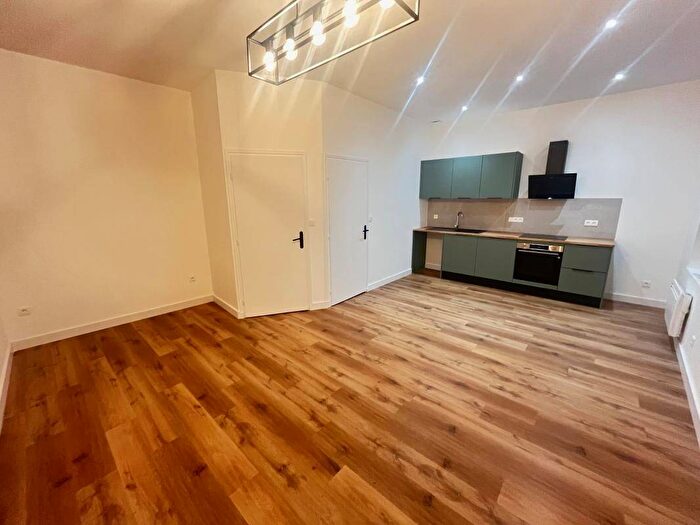 Appartement à louer - La Boisse - 2 pièces - 1 chambre