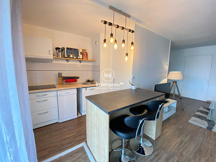 Appartement à louer - Limoges, Bénédictins, Montplaisir - 2 pièces - 1 chambre