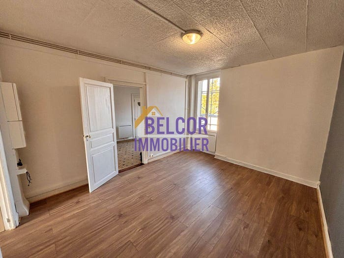 Puiseaux : Appartement 2 pièces à louer