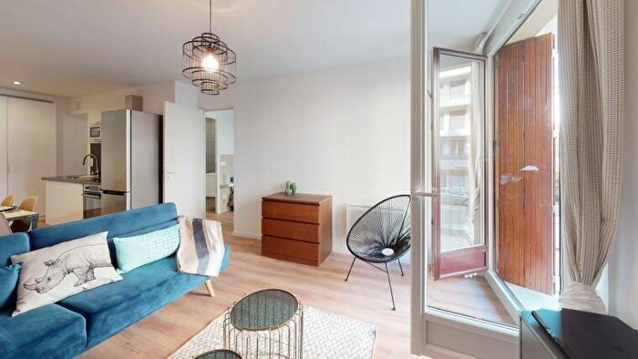 Appartement à louer - Saint Pierre, Marseille ème arrondissement - 5 pièces - 4 chambres