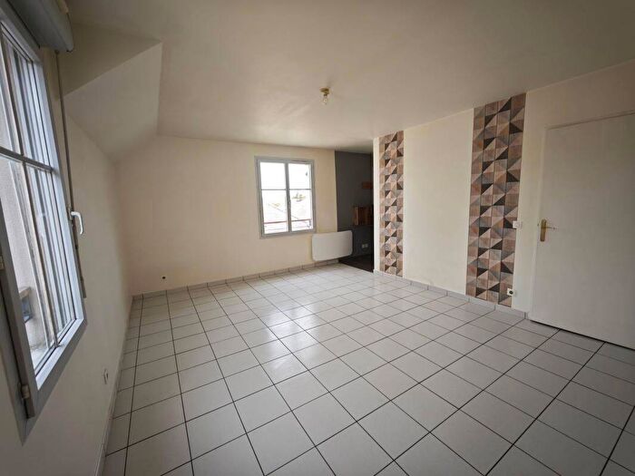 Appartement 2 pièces à louer - Centre Bourg, Épône
