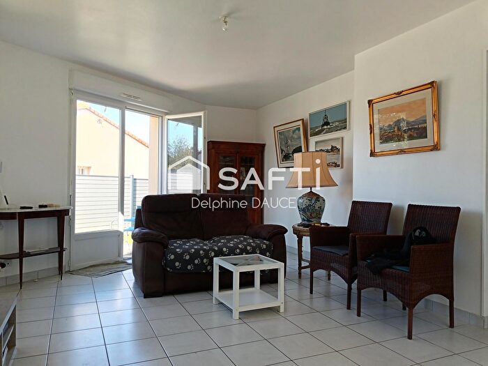 Maison à vendre - Saint-Laurent-des-Autels - 3 pièces - 2 chambres