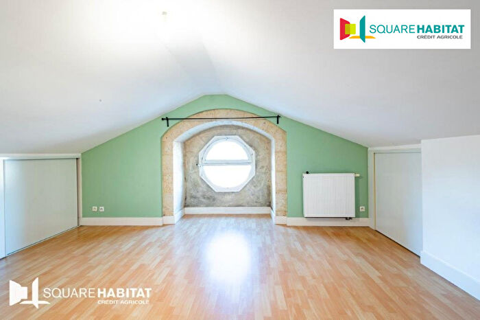 Auch : Appartement 4 pièces à louer
