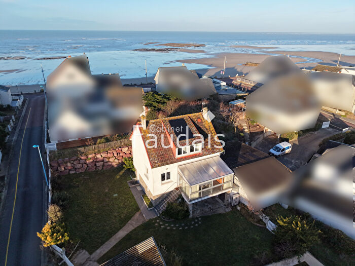 Maison à vendre - Pirou - 8 pièces - 5 chambres