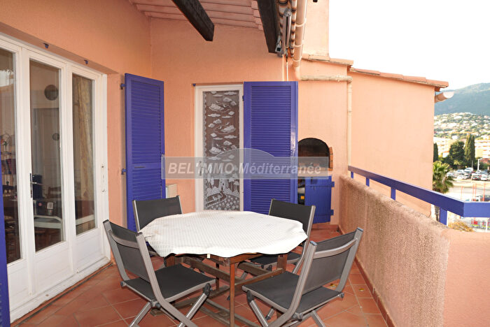Cavalaire-sur-Mer, Centre-ville : Appartement 3 pièces à vendre