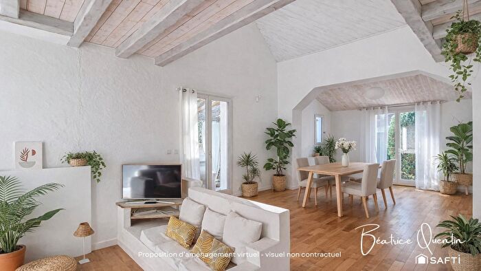 Maison à vendre - Sainte-Geneviève-des-Bois, Hôtel de Ville - 7 pièces - 5 chambres