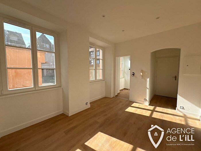 Appartement à louer - Sélestat - 2 pièces - 1 chambre