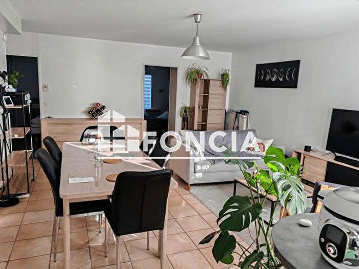 Appartement à louer - Est, Mainvilliers - 3 pièces - 2 chambres