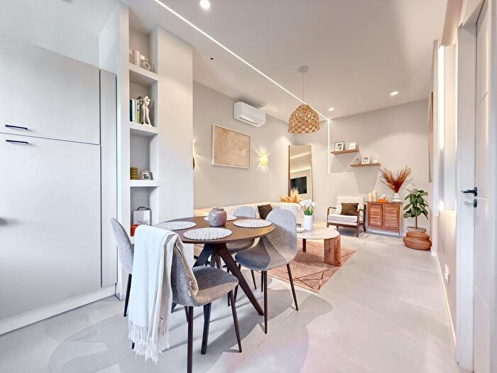 Appartement à vendre - Nice, Libération - 2 pièces - 1 chambre