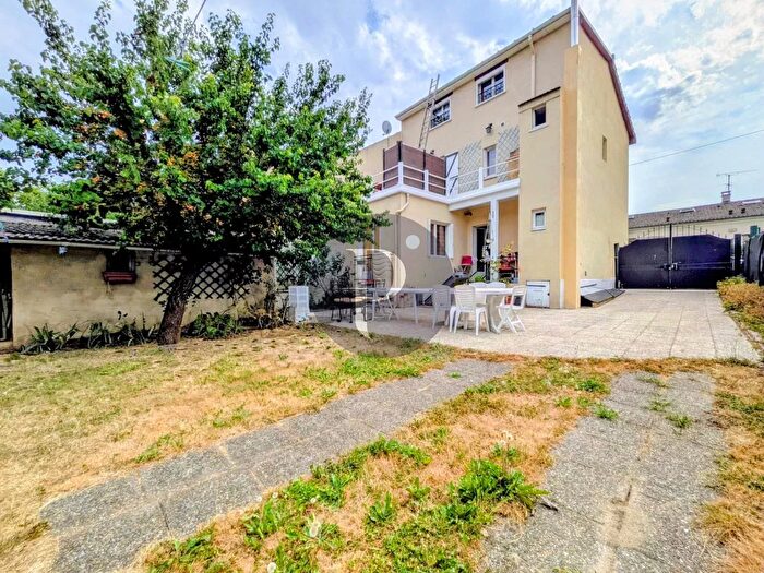 Vitry-sur-Seine, Coteau, Malassis - Maison 6 pièces à vendre