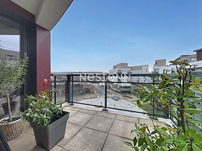 Appartement à vendre - Issy-les-Moulineaux, Les Epinettes, Le Fort, Les Hauts dIssy - 4 pièces - 3 chambres