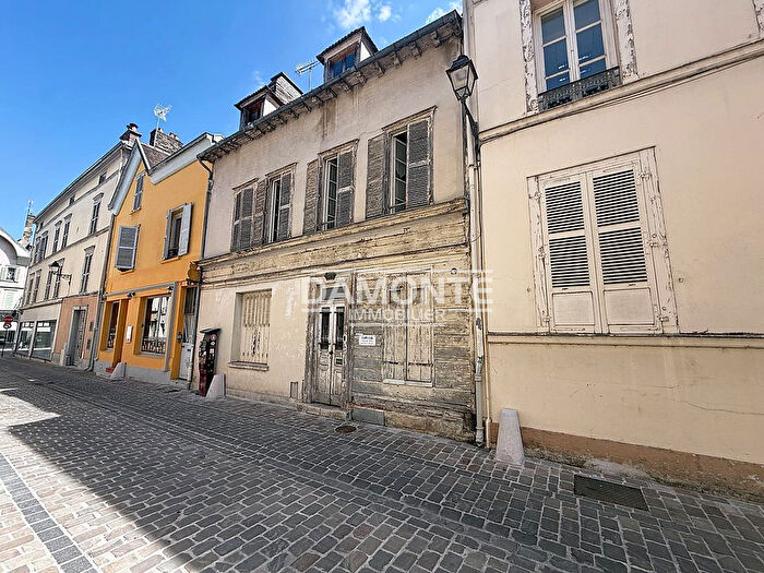 Troyes, Cathédrale : Maison 5 pièces à vendre