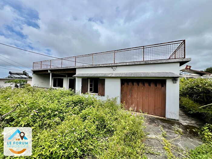 Maison à vendre - Le Tampon - 4 pièces - 3 chambres