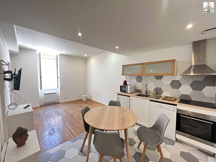 Centre Ville, Beaune - Appartement 2 pièces à louer