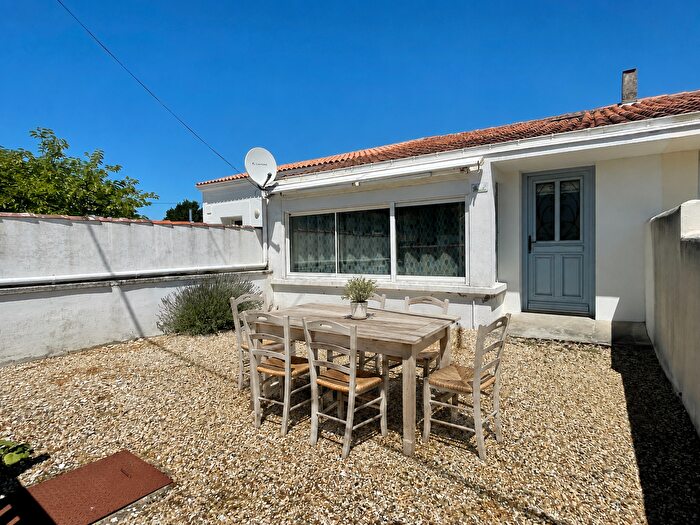 Saint-Pierre-d'Oléron - Maison 2 pièces à vendre
