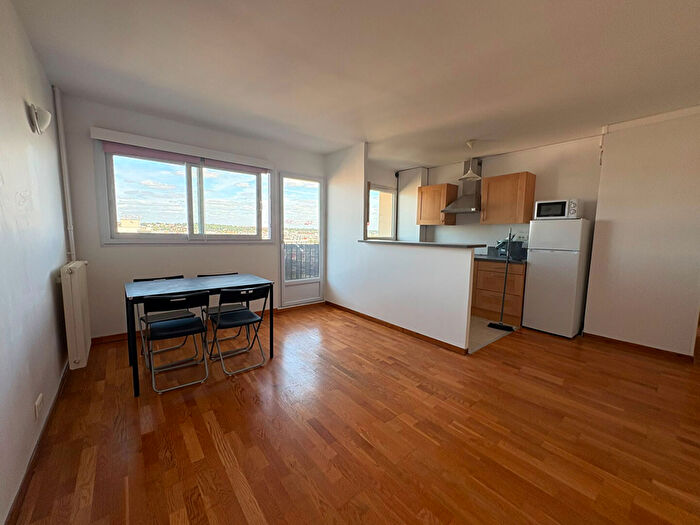 Viry-Châtillon, Chatillon - Appartement 3 pièces à louer