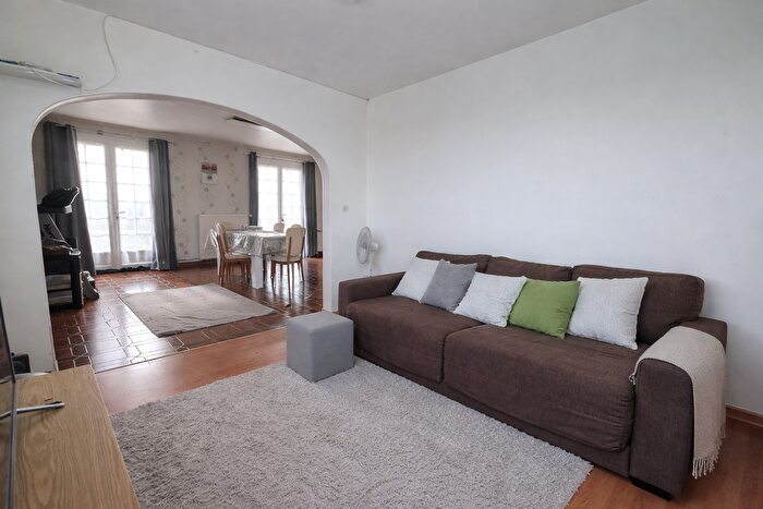 Maison à vendre - Chantonnay - 5 pièces - 3 chambres