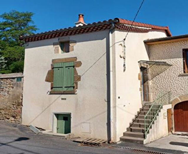 Sauvagnat-Sainte-Marthe : Maison à louer