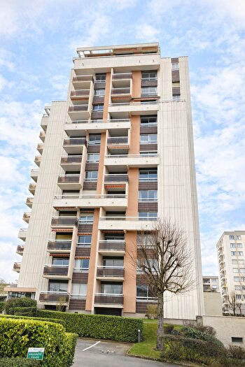 Appartement à louer - Talant, Centre-ville - 2 pièces - 1 chambre