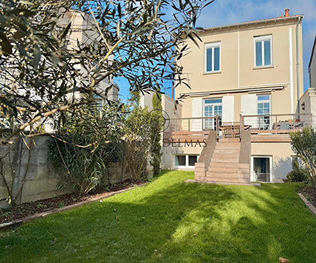 Maison à vendre - Le Bouscat, Barrière du Médoc - 5 pièces - 4 chambres