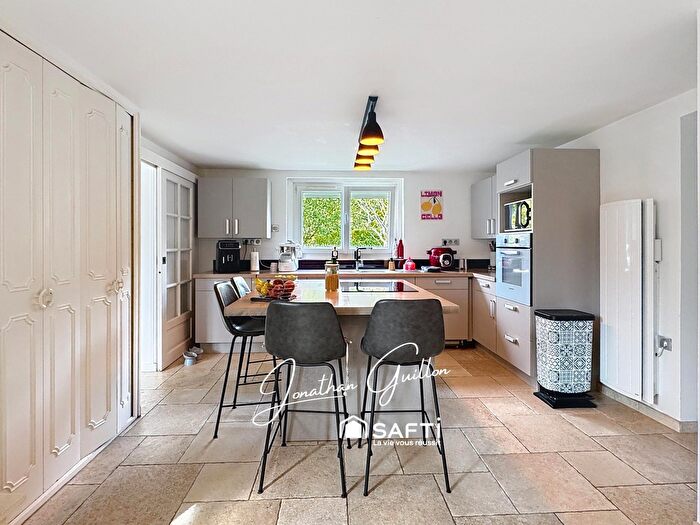 Appartement à vendre - Villiers-sur-Morin - 3 pièces - 2 chambres