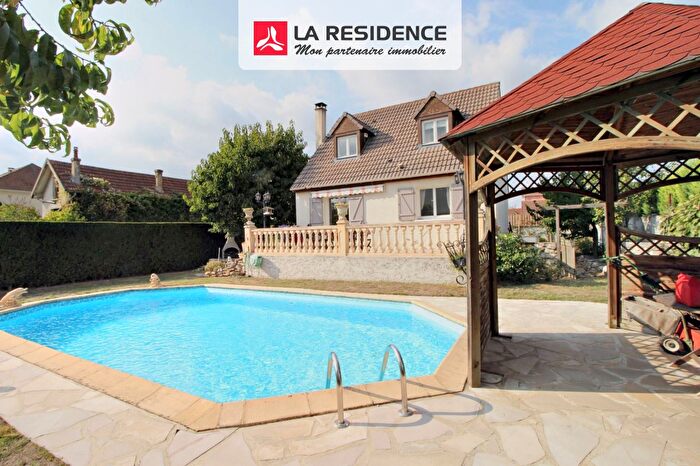 Maison à vendre - Vernouillet - 5 pièces - 3 chambres