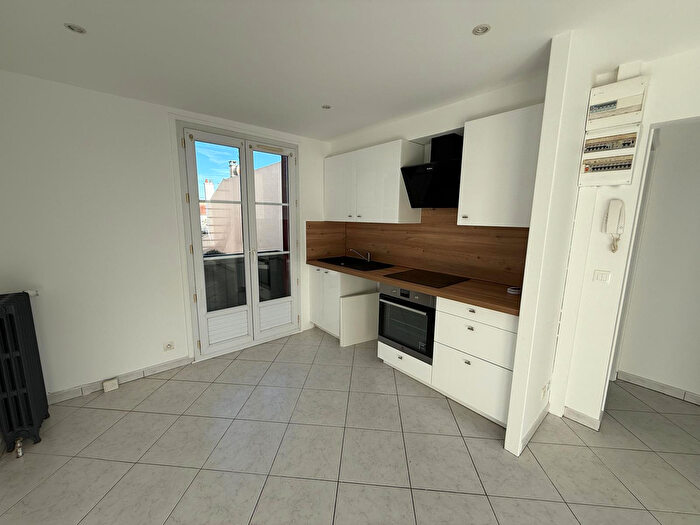 Appartement à louer - Chatou, Ouest - 3 pièces - 2 chambres