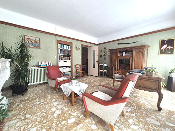 Maison 10 pièces à Oignies, à vendre