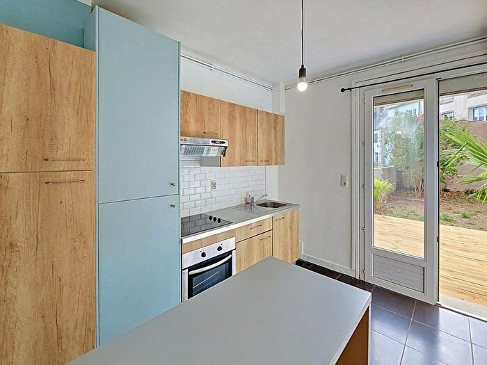 Hennebont, Centre-ville, Kerbihan, La Grange, Kerlano : Appartement 2 pièces à vendre