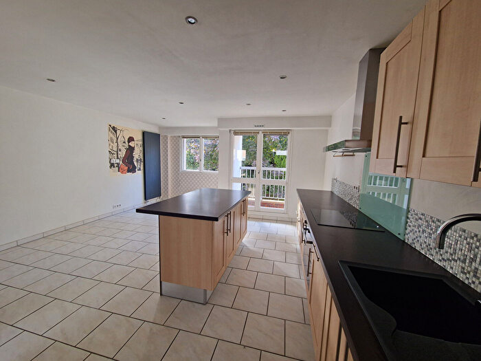 Appartement à vendre - Évreux, Centre-ville - 2 pièces - 1 chambre