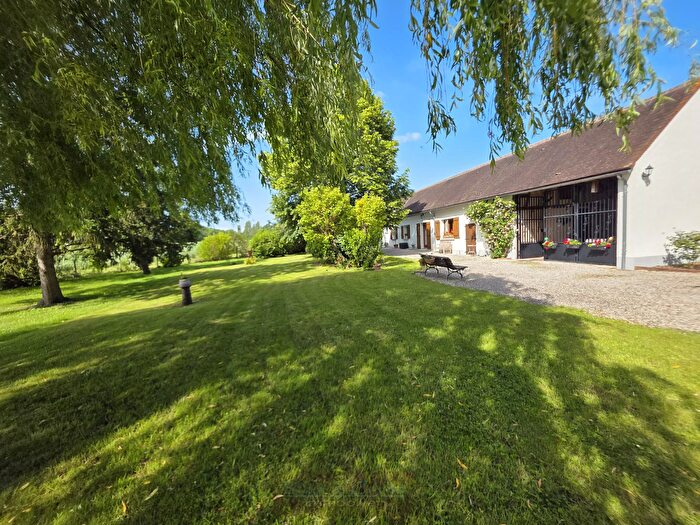 Maison 5 pièces à vendre à Ladon