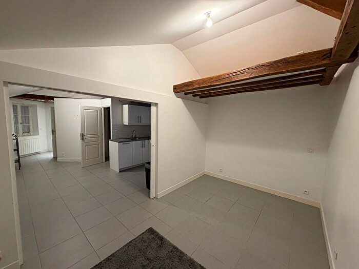 Appartement à louer - Versailles, Chantiers - 2 pièces - 1 chambre