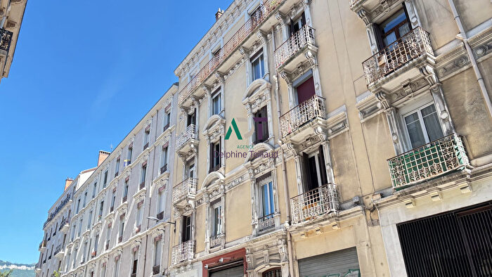 Grenoble, Berriat - Appartement 1 pièce à vendre